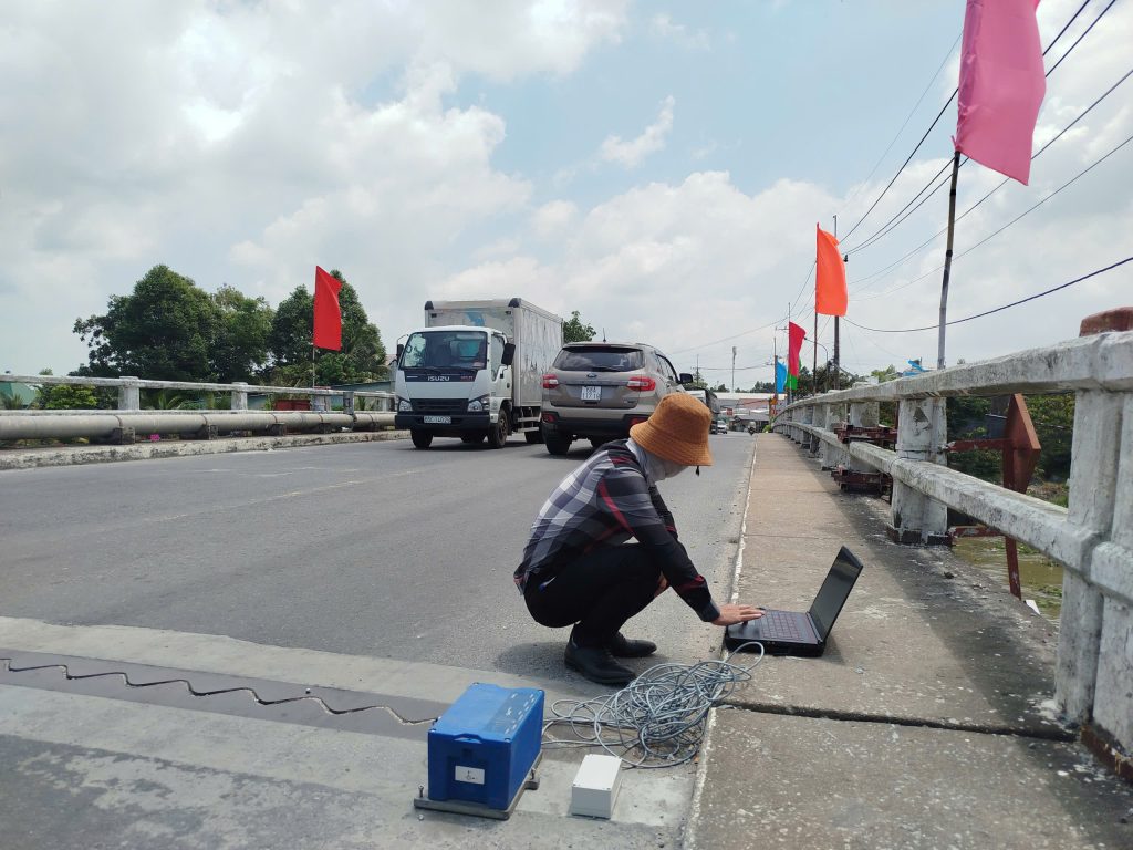 Công tác đo dao động bằng Máy đo giao động hoặc Đầu đo gia tốc ...